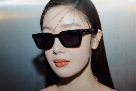 익스트림무비 한선화 X 퍼블릭비컨 2023 컬랙션 화보
