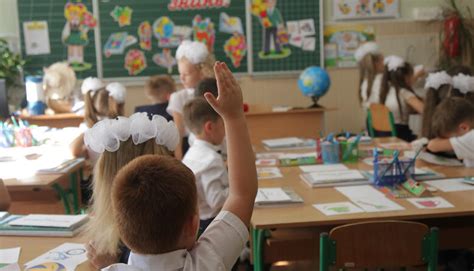 Дати початку навчання у школах і вишах в умовах війни різні Освіта Інфо