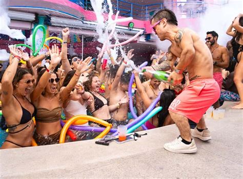 Cancun Coco Bongo Spring Break Beach Party With Open Bar