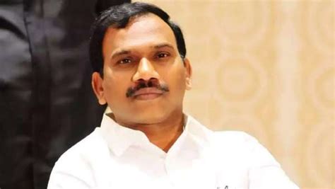 சொத்துக்குவிப்பு வழக்கு சென்னை சிறப்பு நீதிமன்றத்தில் ஆஜரான திமுக எம்