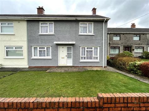 Rhosnewydd Llanelli Sa14 3 Bed Semi Detached House For Sale £139995