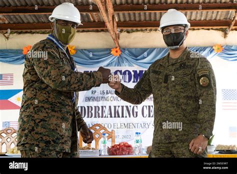 U S Marine Corps Col Brian M Harvey Left Officer In Charge Of