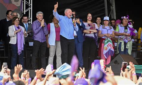 Lula Assina Criação Do Plano Emergencial De Reforma Agrária E De Pacto