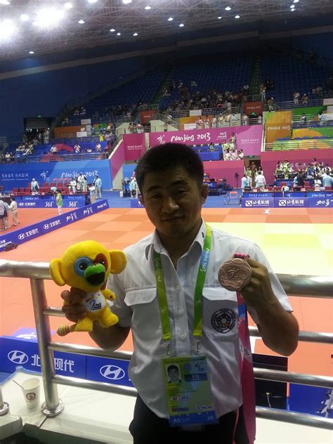 Олон улсын А зэрэглэлийн шүүгч дасгалжуулагч З Сүхчулуун