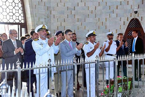 Caretaker Prime Minister Anwaar Ul Haq Kakar Offering Dua At The