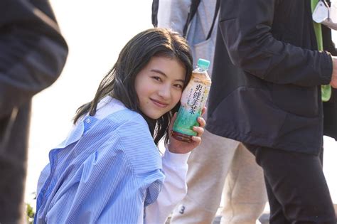 出口夏希、等身大の告白を瑞々しく 「爽健美茶」cm初出演：cmソングは幾田りら「吉祥寺」起用【エンタメ】