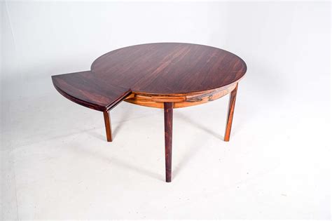 Dyrlund Lotus Mid Century Rosewood Flip Flap Expanding Round Dining