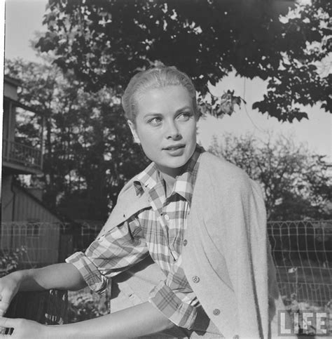 Pin By Rachel Kuch On Grace Kelly Grace Kelly Classic Hollywood
