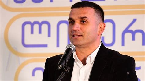 რას ფიქრობს სკოლის დირექტორი ახალ სტანდარტზე ინტერვიუ Batumelebi • განათლების რეფორმა სკოლა