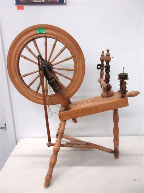 wood spinning wheel appears to be complete
