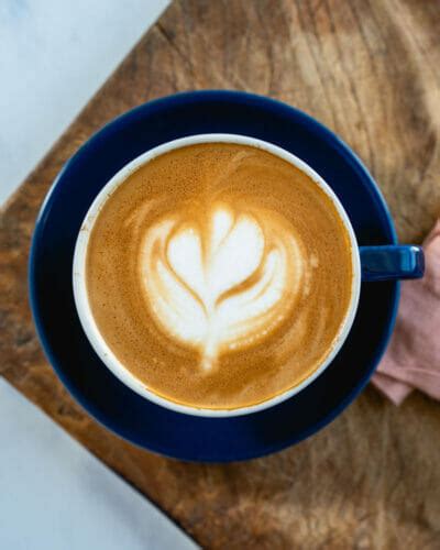 Flat White What It Is How To Make It A Couple Cooks