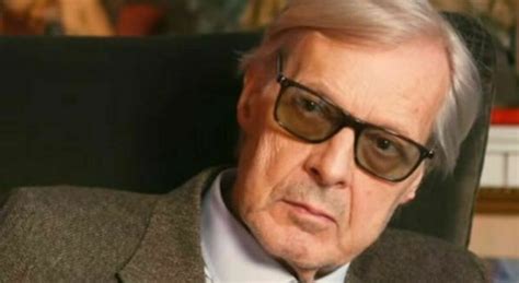 Vittorio Sgarbi Ricoverato La Depressione Non La Posso Allontanare