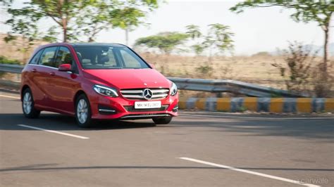 B Class Driving Image B Class Photos In India Carwale