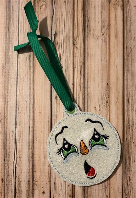 Caroling Snowman Face Ornament In The Hoop Digital Embroidery