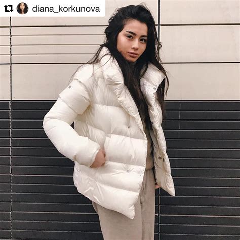 ЖЕНСКИЕ ПУХОВИКИ, ТРИКОТАЖ в Instagram: «Диана Коркунова в Conso wear 🌹 ...