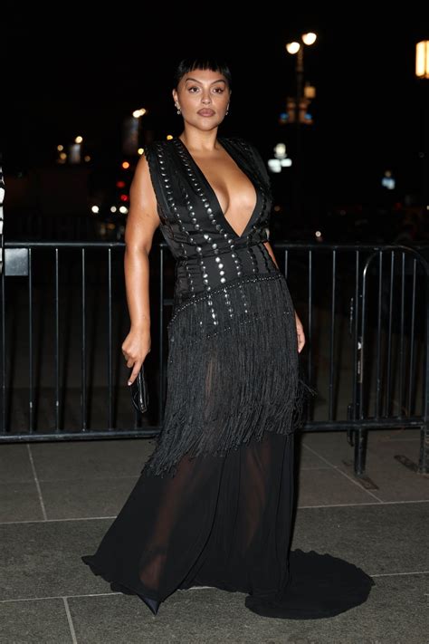 Paloma Elsesser Arrives To The CFDA Awards In NYC 10 28 2024 CelebMafia