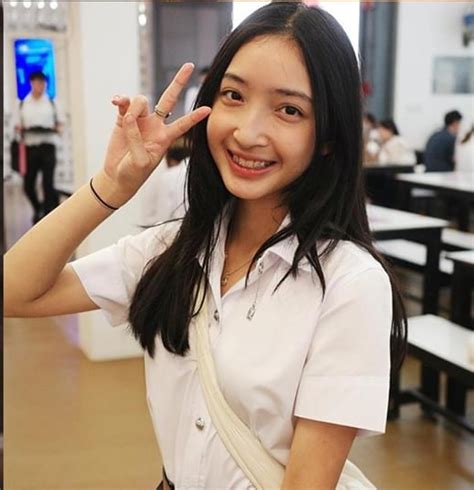 Ig กวาง กมลชนก เขมะโยธิน น้องเนย…สาวน้อยวิศวะปี1 อยู่ในช่วงใกล้สอบ