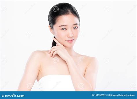 Ritratto Bella Ragazza Asiatica Pulisce Il Concetto Di Pelle Nuda La Bellezza Asiatica Si