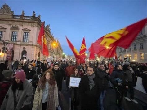 ΠΑΛΑΙΣΤΙΝΗ ΠΟΛΕΜΟΣ ΚΑΜΙΑ ΕΜΠΛΟΚΗ ΡΙΖΟΣΠΑΣΤΗΣ