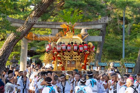 建部大社 船幸祭 神輿巡行 写真素材ストックフォト NNP PHOTO LIBRARY