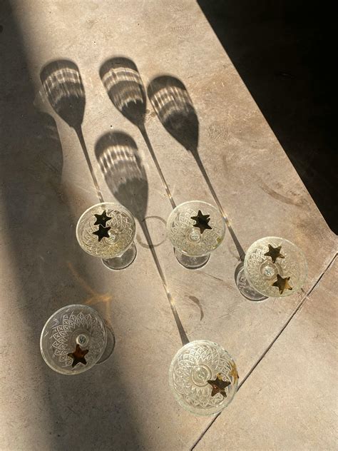 Suncatcher 가벼운 놀이 가정 용품 고급 그림자 깨끗한 유리 럭셔리 맑은 매우 복잡한 멋진 술잔 미니멀리스트 반사 밝은 별 복잡한 디자인