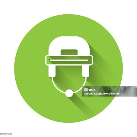 하얀 하키 헬멧 아이콘은 긴 그림자 배경으로 분리되어 있습니다 녹색 원 버튼 벡터 0명에 대한 스톡 벡터 아트 및 기타 이미지 0명 Championship 겨울