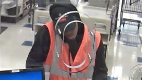Fbi Looking For Man Who Robbed A Bank On South Side