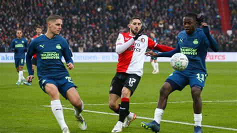 PSV Mist Mogelijk Sterkhouder In Topper Tegen Feyenoord FR Fans Nl