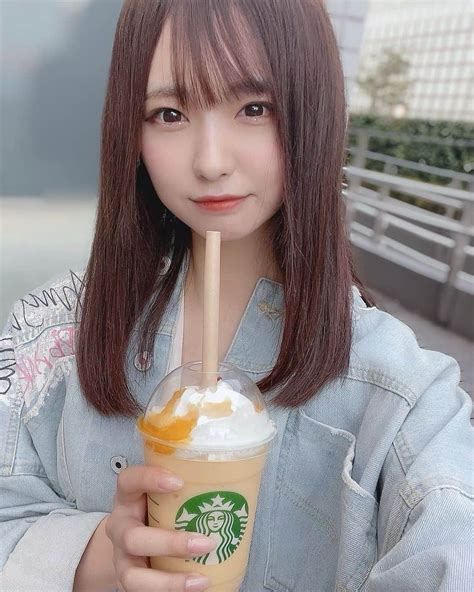 谷口彩菜さんのインスタグラム写真 谷口彩菜instagram「 スタバって気づいたら新作出てるよね〜 今回はフルーツ牛乳フラペチーノ