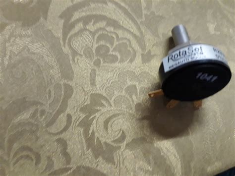 Conductive Plastic Servo Potentiometer Fjm Elect Pune At Rs 1500 Pune