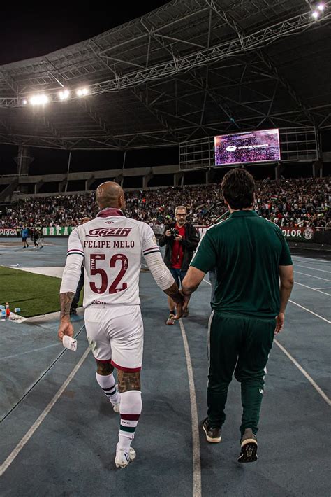 Diniz faz muitos elogios e explica entrada de Felipe Melo no clássico