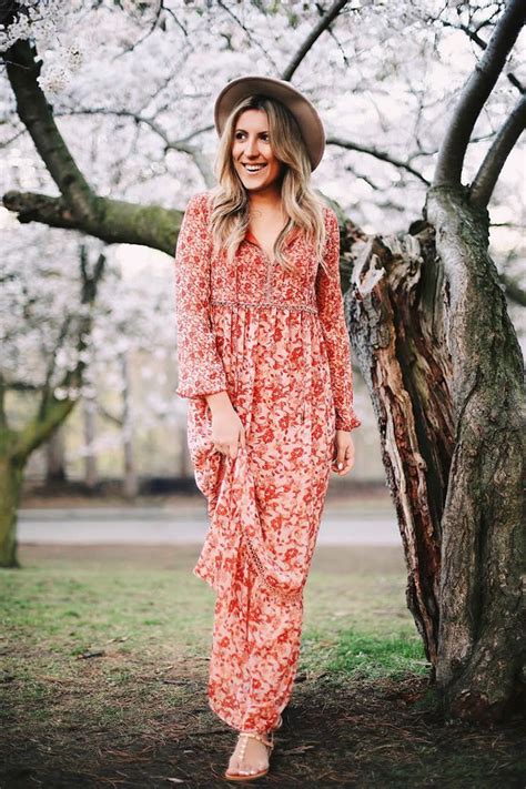 10 Casual Maxi Dress Outfit Ideas