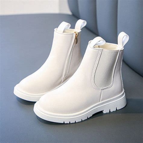 حداء شتوي Fashion Shoes Fashion Boots Heels Fashion Boots