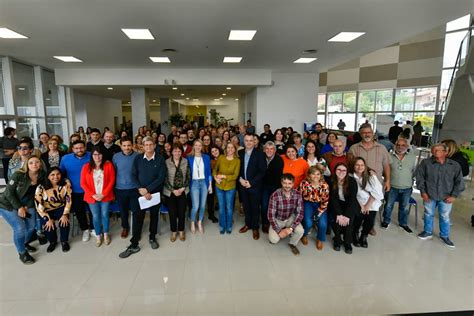 Manos Entrerrianas Nuevos Emprendimientos Recibieron La Marca