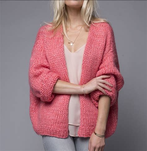 On adore ce modèle de gilet oversize dans l air du temps Très