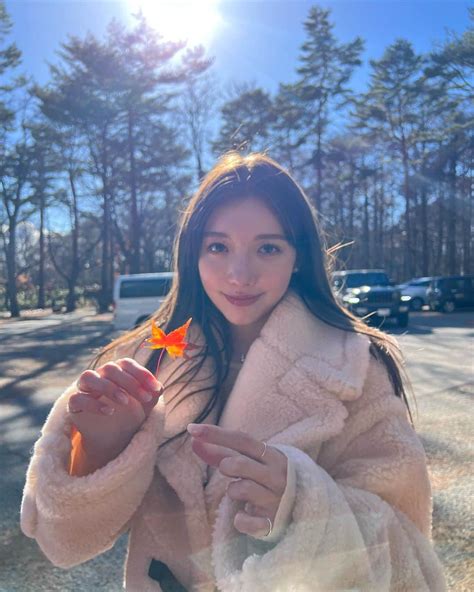 雑賀サクラさんのインスタグラム写真 雑賀サクラinstagram「🍁」12月3日 19時23分 Sakurasaiga