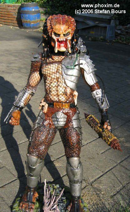 stefan bours predator