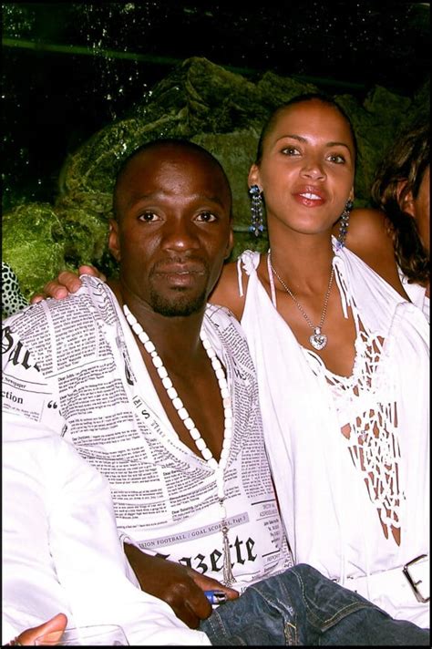 Photo CLAUDE MAKELELE ET NOEMIE LENOIR USHER S EST ARRETE AU VIP