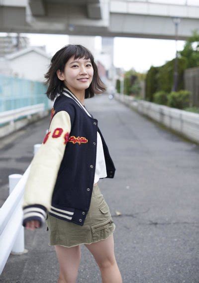 吉岡里帆ちゃん画像 さんのツイート “o吉岡里帆 Tumbex