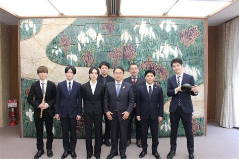 愛知県立芸術大学、愛知県立大学の学生による、愛知県知事表敬訪問が行われました｜お知らせ｜愛知県立芸術大学｜愛知県立芸術大学