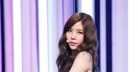 [포토엔]애프터스쿨 레이나 더 예뻐진 미모