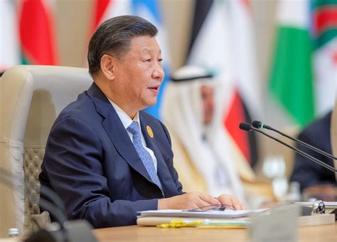 习近平出席首届中国－阿拉伯国家峰会并发表主旨讲话 强调弘扬守望相助、平等互利、包容互鉴的中阿友好精神，携手构建面向新时代的中阿命运共同体