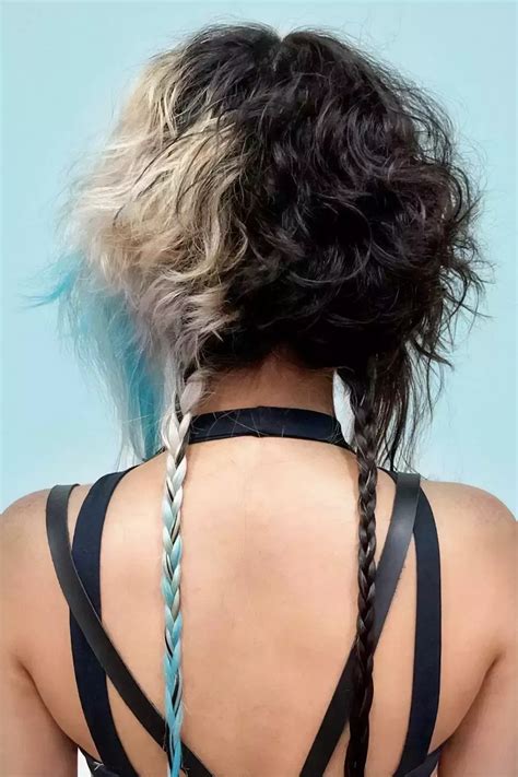 The Jellyfish Haircut Embracing Floating Fringes And Playful Layers