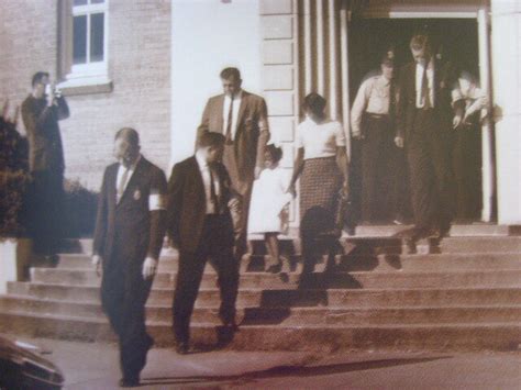 엄마는 독서중 알라딘