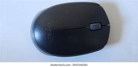 56 Mouse Without Cable Images Stock Photos And Vectors Shutterstock