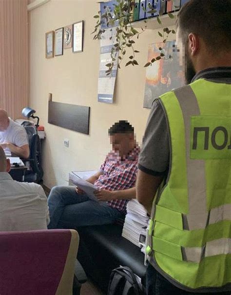 Заступника директора КК «Київавтодор підозрюють у завданні мільйонних збитків громаді Магнолія ТВ