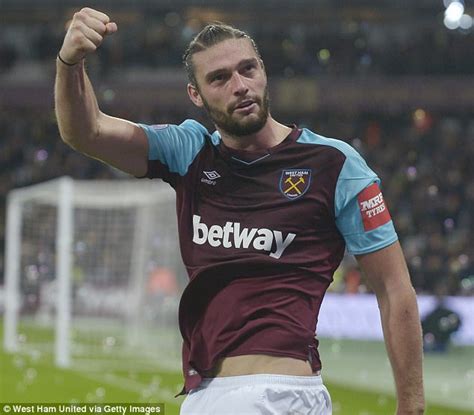 Andy Carroll Confident West Ham Will Avoid Relegation Daily Mail Online