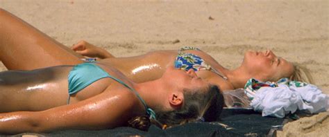 Nell Schofield Nude Pics Pagina 1