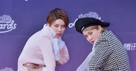 Ten Photo 장도연 박나래 8등신미녀와 2등신 미녀tvn10 어워즈
