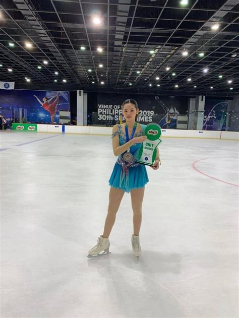 Skye Chua Wins 2nd Place At The 2022 Philippine Nationals Figure
